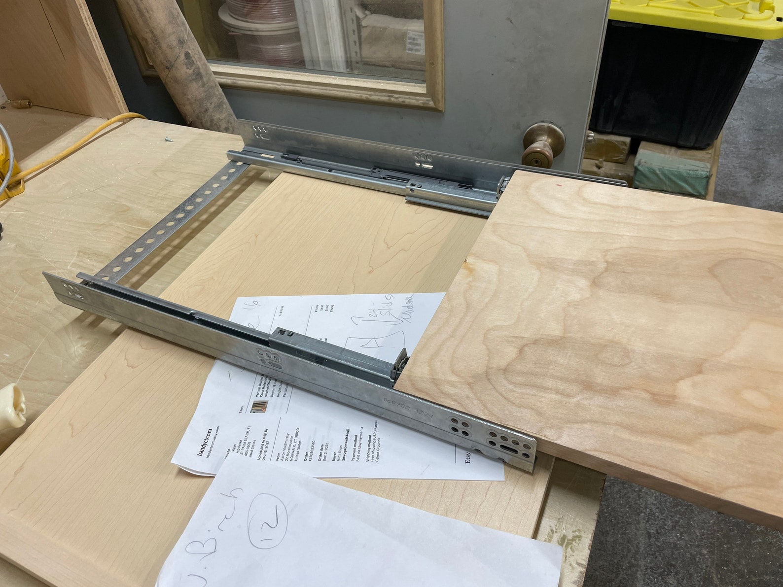 EZ Install ez Camelshelf Pull Out Birch Shelf With Undermount Soft ...