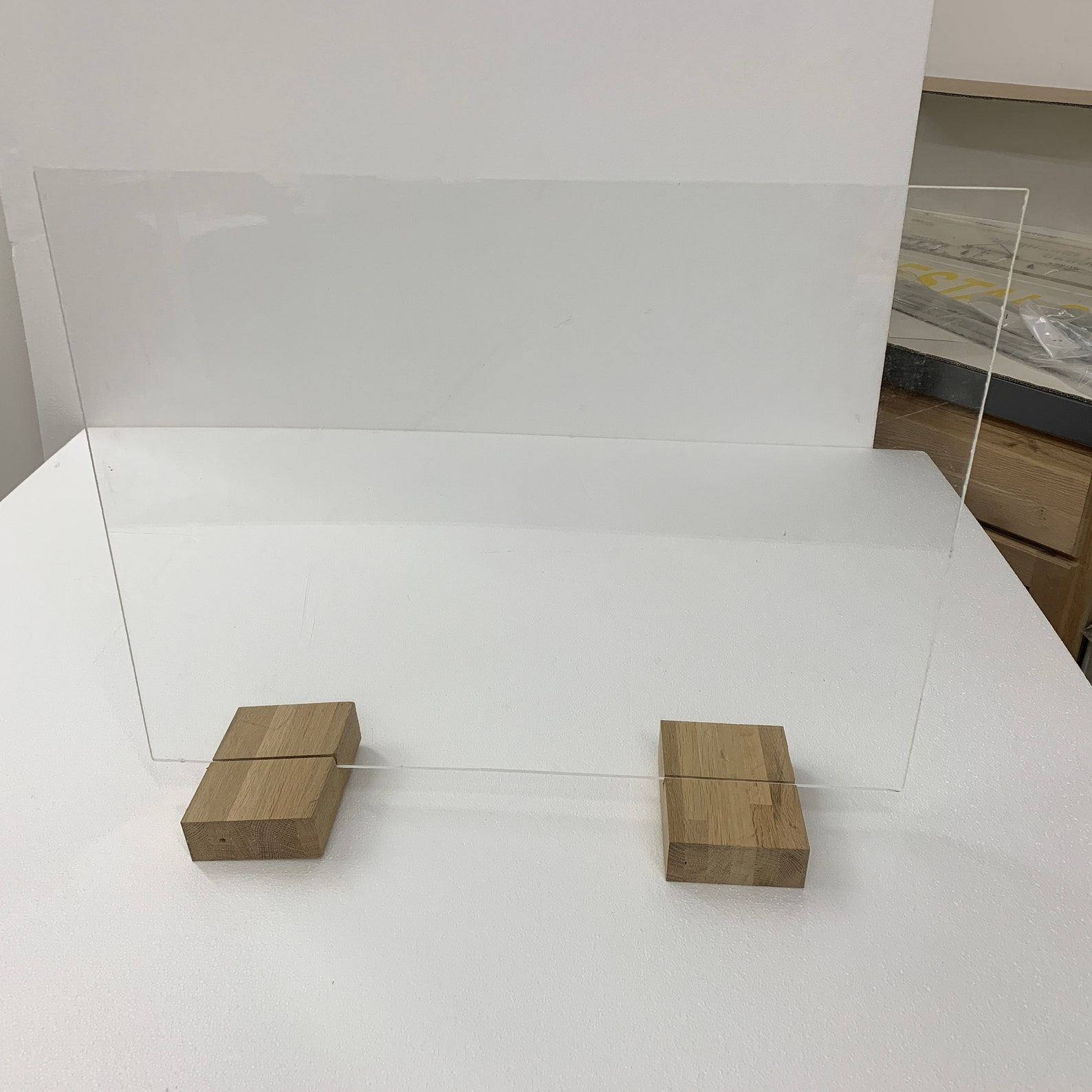 Sneeze Guard - Clear Acrylic Plexiglas Shield, Barrier Protects ...