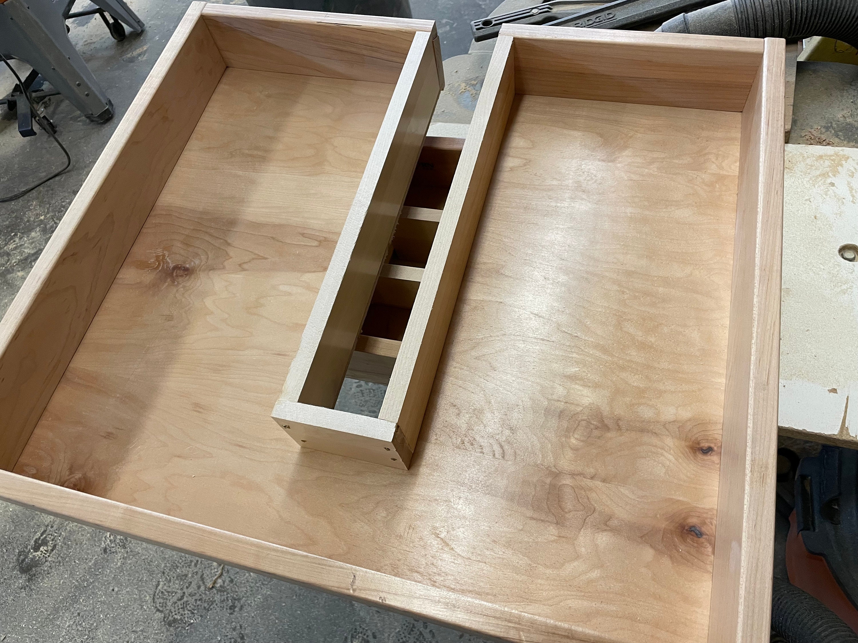 Sink Tandem U Shape Drawer With Soft Close Side Mounted Slides ...