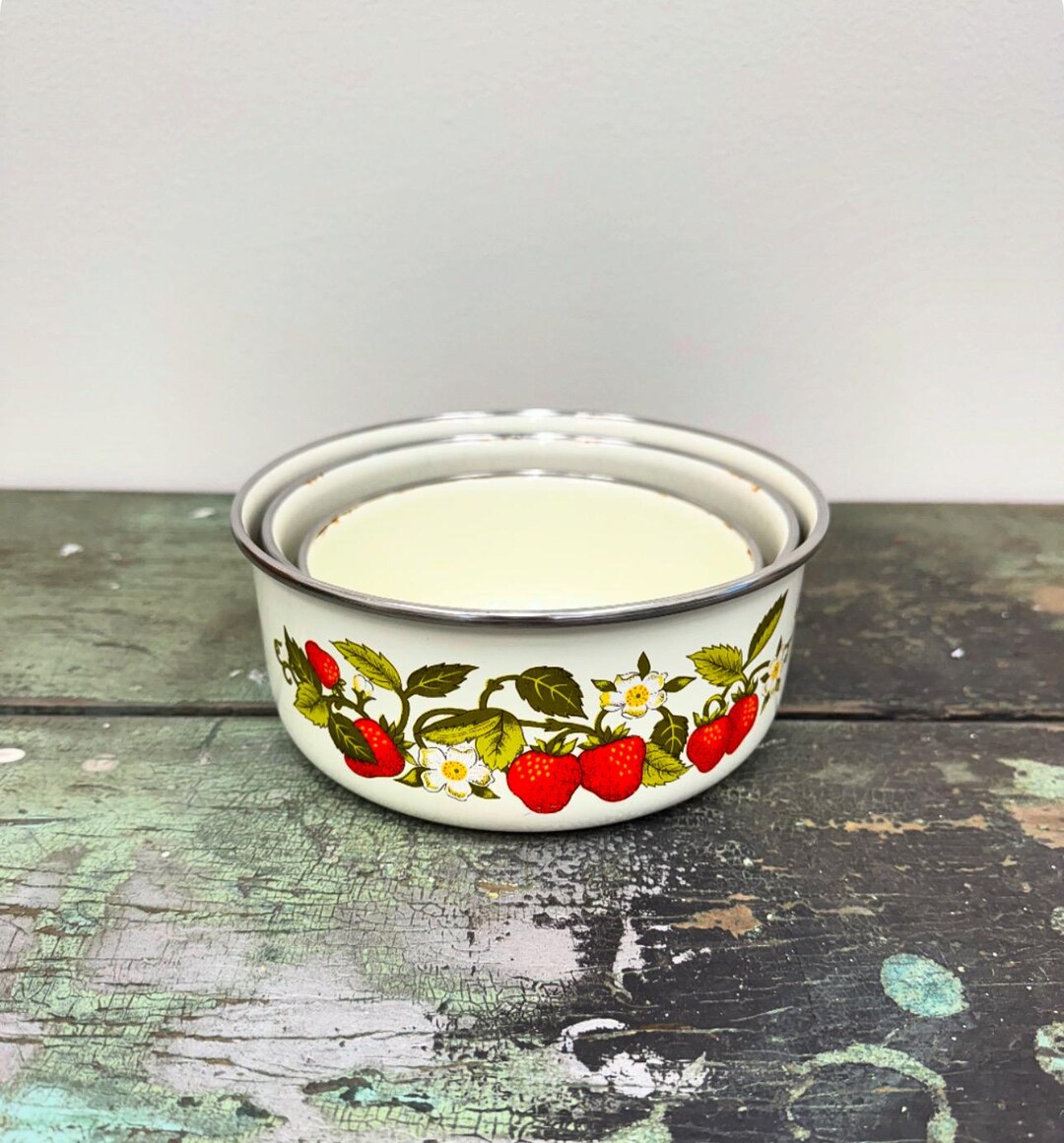 Kobe Kitchen Strawberry Enamel Nesting/mixing Bowls - Etsy
