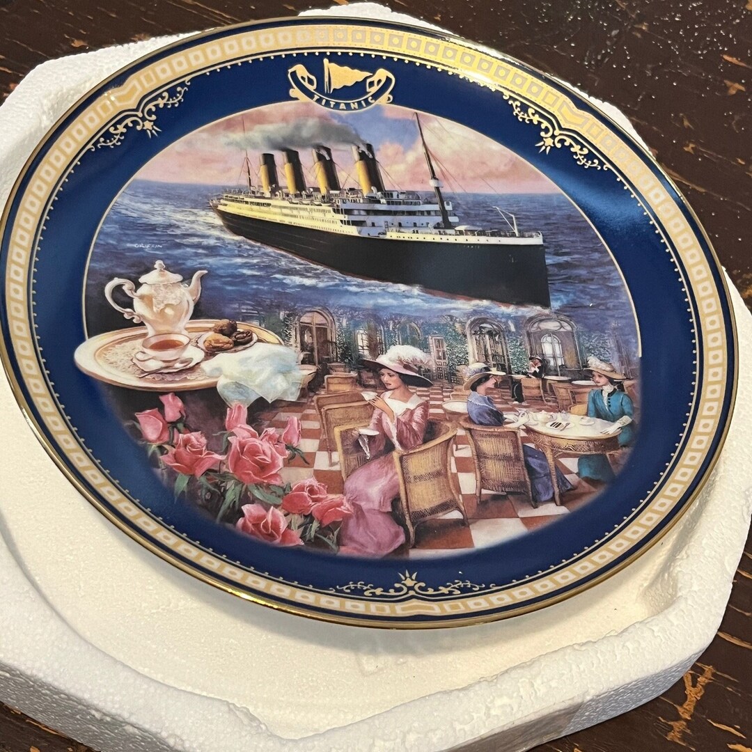 Vintage Titanic: Queen of the Ocean Collectors Plates, Various Ship ...