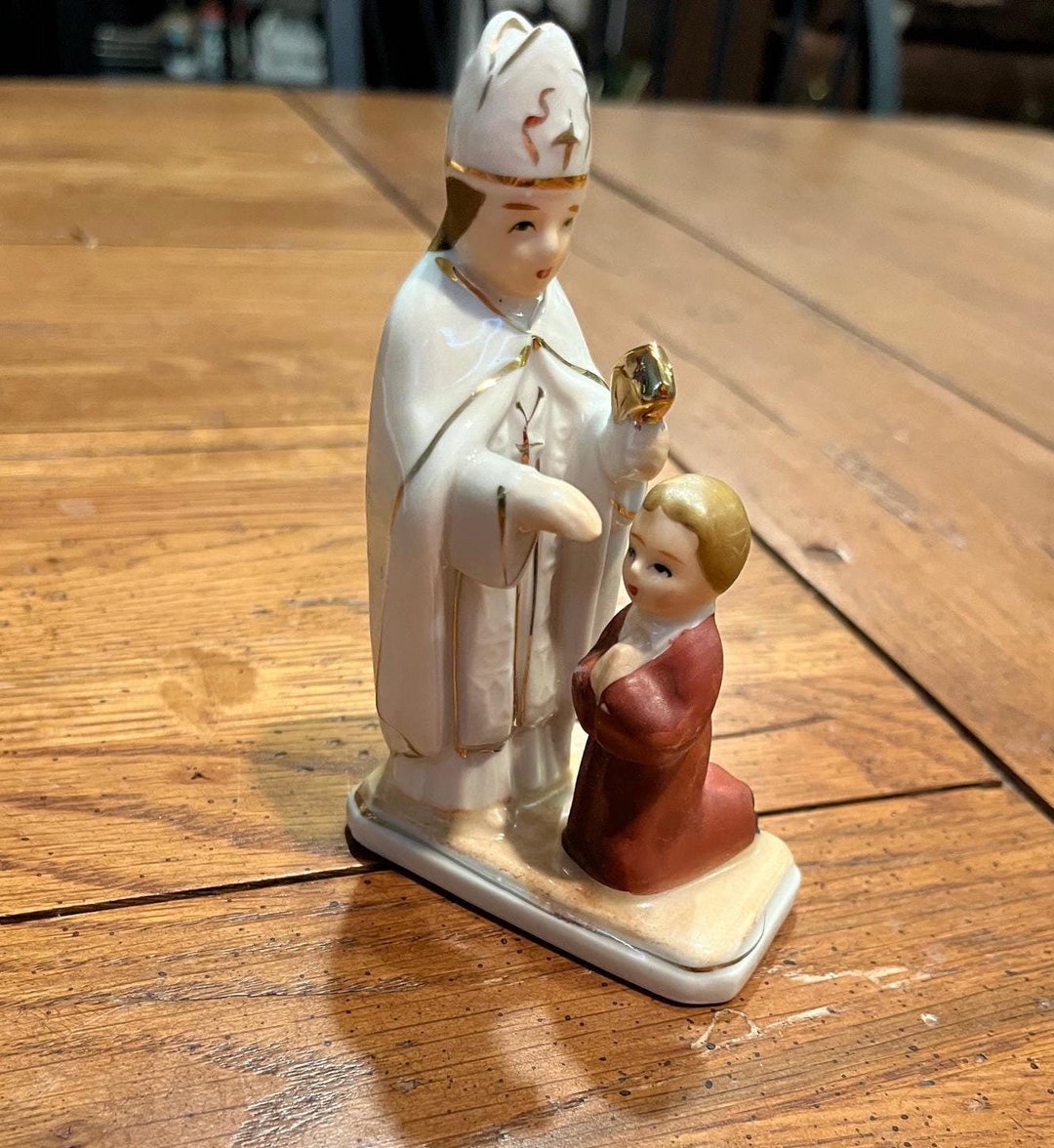 Vintage Holy Communion / First Communion Statue / Figurine - Etsy