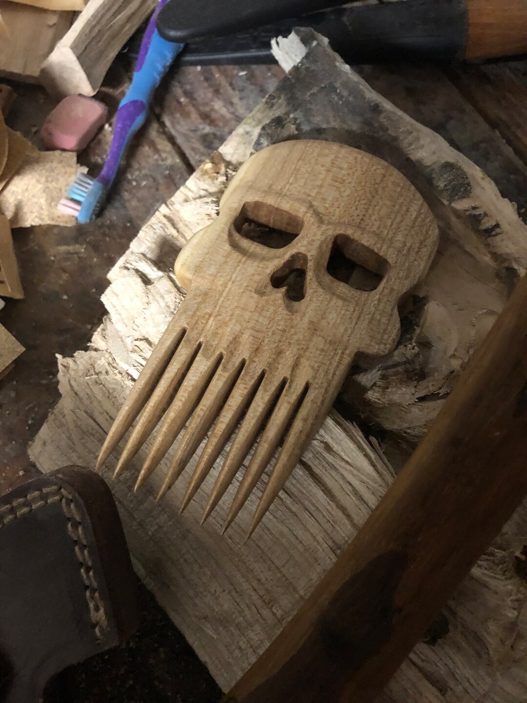 Small Wooden Skull Comb, Beard Comb - Etsy Canada