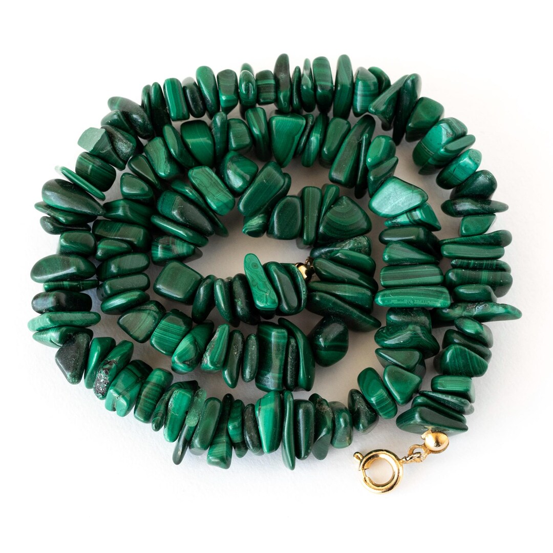 Vintage Malachite Chip Bead Necklace - Etsy