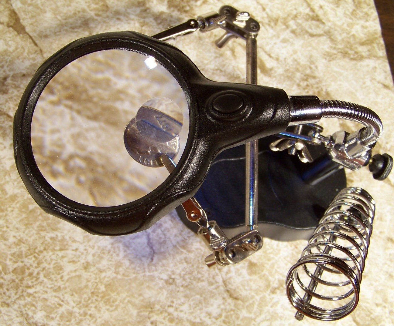 2 LED HELPING HAND Holder With Magnifier and Clamp 3rd Hand - Etsy