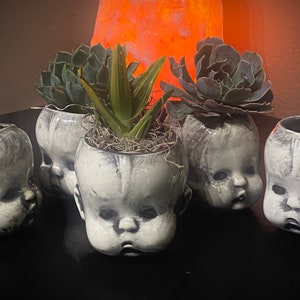 Creepy Twins Head Flower Pot - Etsy