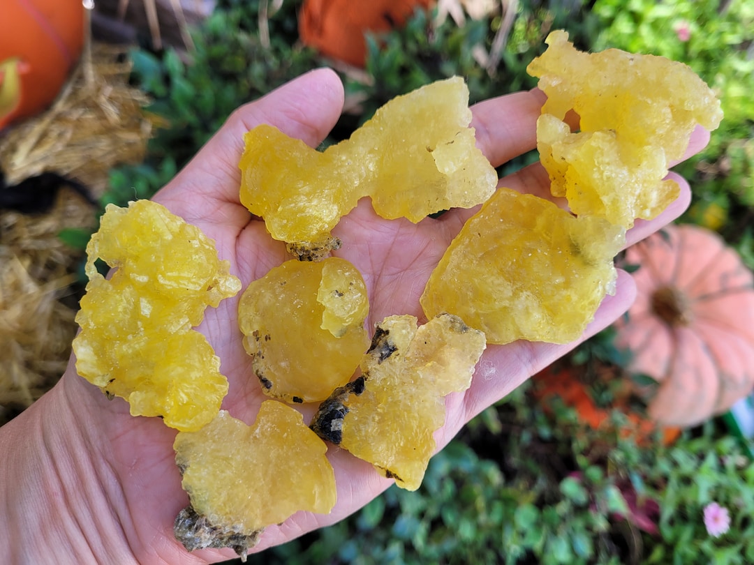 Yellow Brucite Specimens, Mineral Crystal Cluster Druzy Gemstone Stone ...