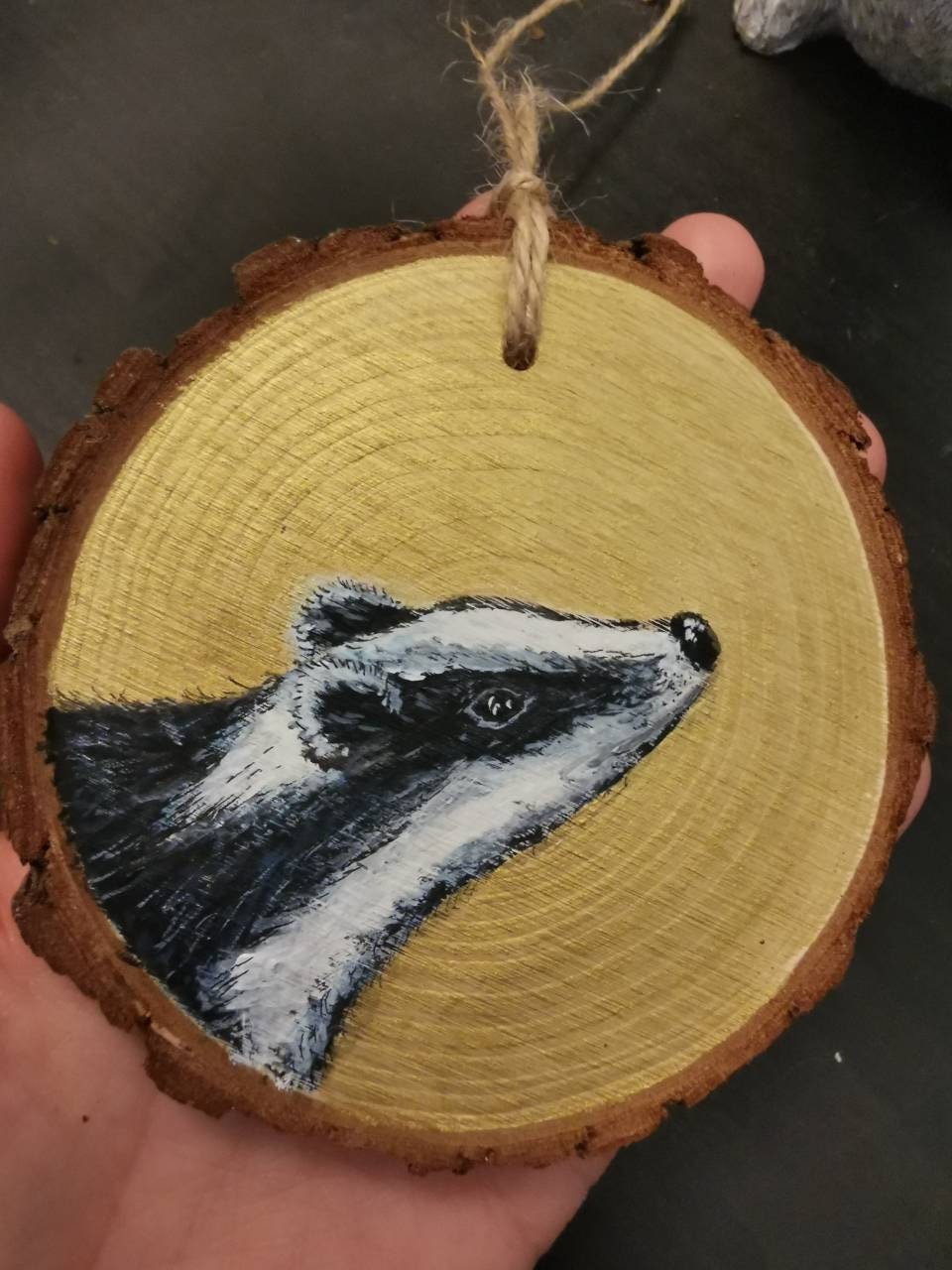 Woodland Badger Hanging Wood Slice, Badger Decoration, Hand Painted Log ...