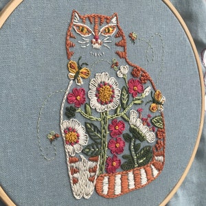 Ginger Cat Embroidery Kit: Floral Tabby DIY Hoop Art - Etsy