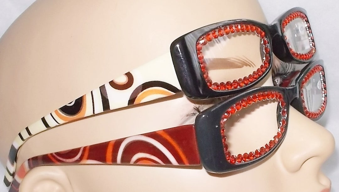 Reading Glasses Retro Mod Style Readers With Matching Glasses Case ...
