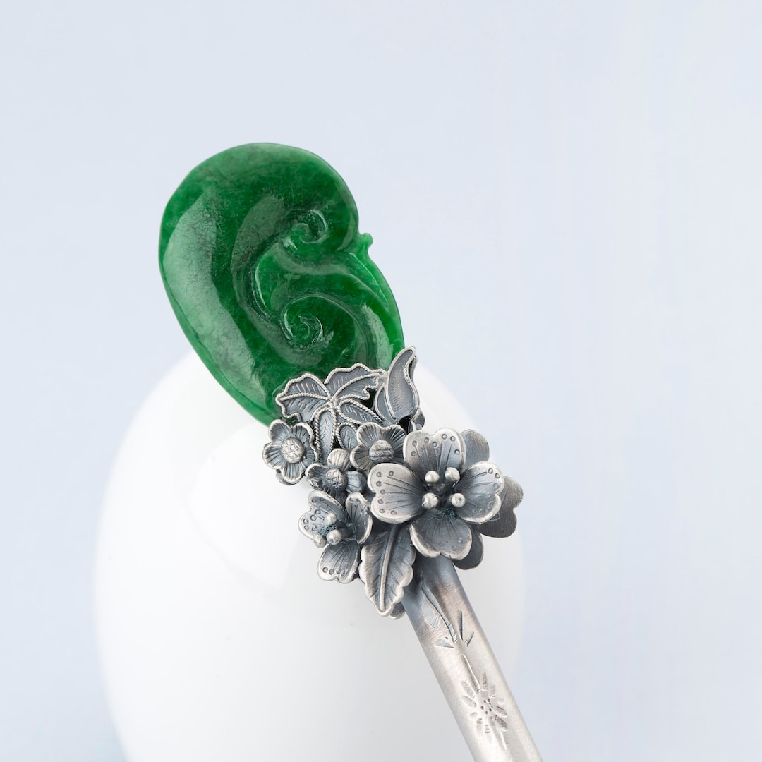 Binyeo – the Traditional Korean Hairpin Worn in a Chignon Deep Green ...