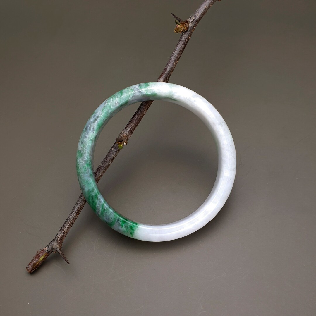 Seoul Jade Bangle (5.5 Cm) ( 1.2 Cm) , Round Shape, White Jadeite ...