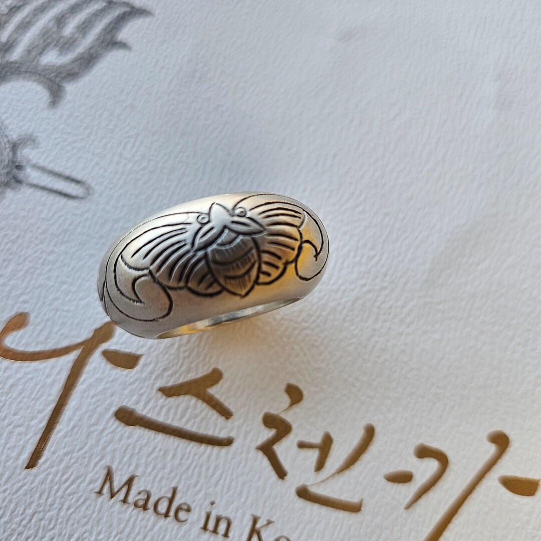 Silver Korean Hanbok Bat Ring by NASCHENKA Your Size Ring Best Friend ...