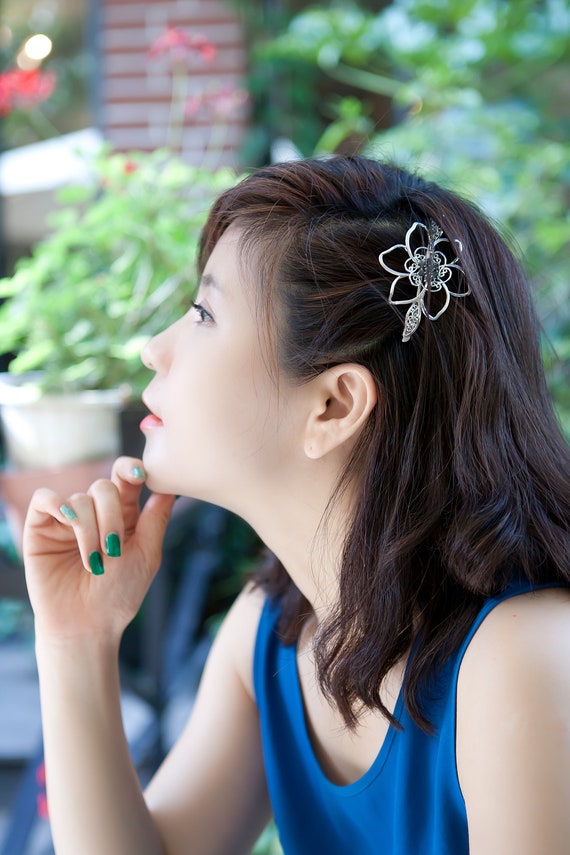Korean hair barrettes store
