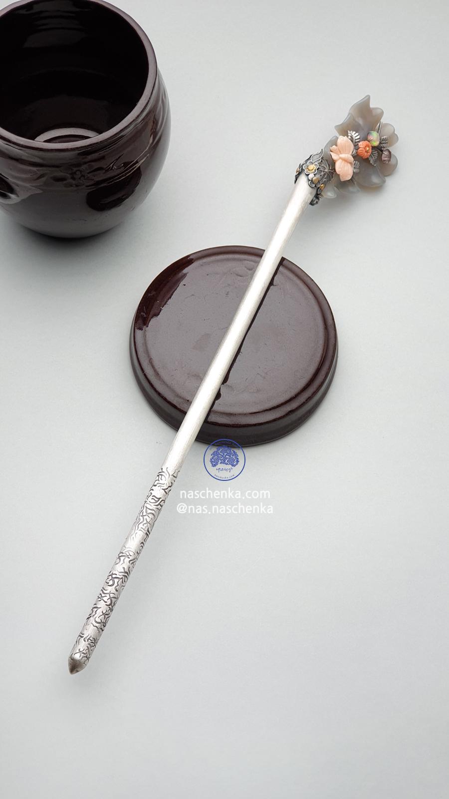 Binyeo – the Traditional Korean Hairpin Worn in a Chignon Handcrafted ...