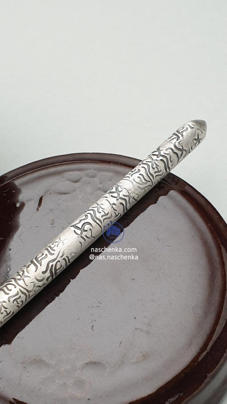 Binyeo – the Traditional Korean Hairpin Worn in a Chignon Handcrafted ...