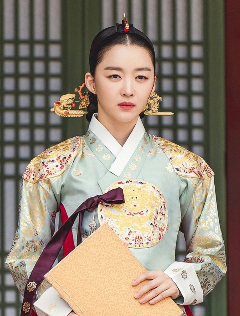 Korean Hair Binyeo Royal Dragon Binyeo Silver, Seoul NASCHENKA ...