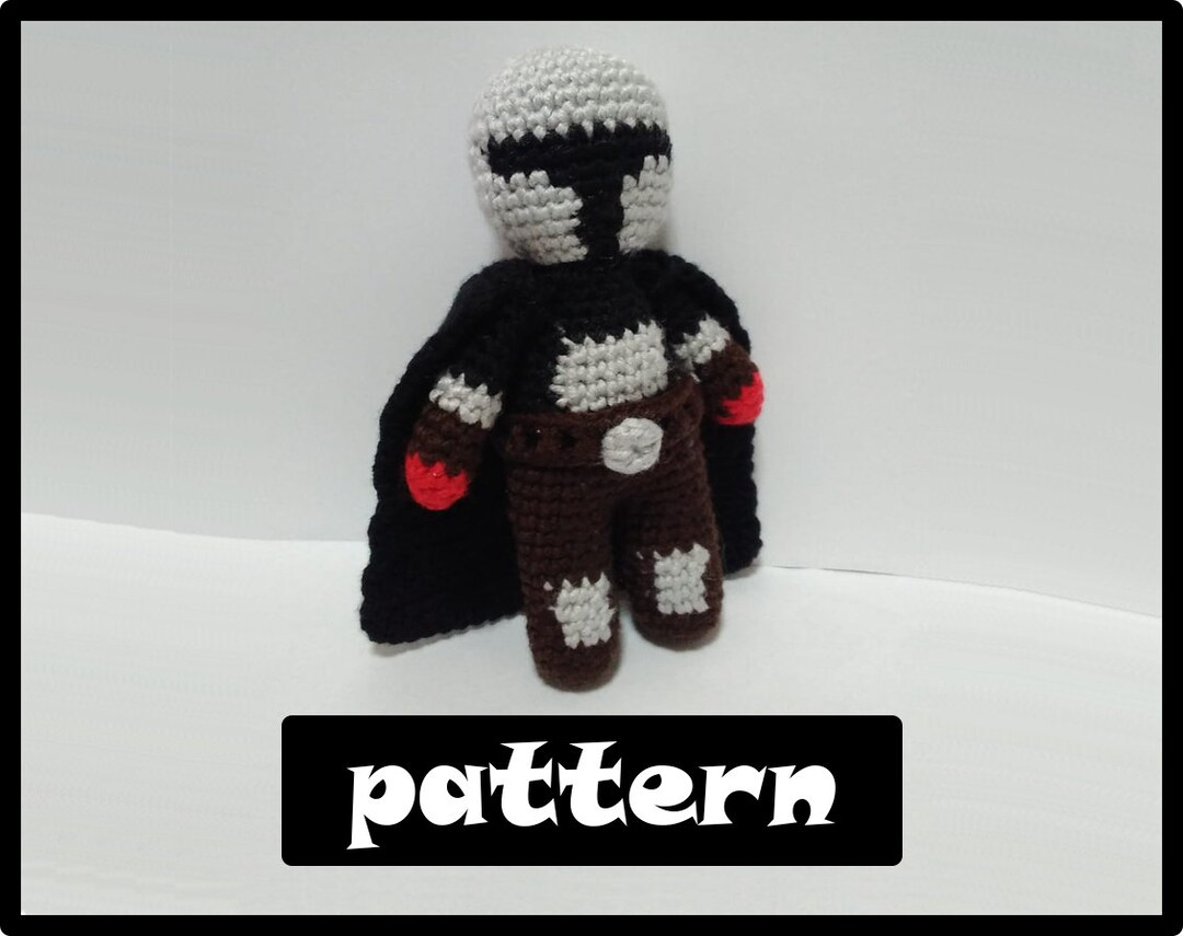 Mando Plush Doll PATTERN Grey Knight Doll Amigurumi Crochet - Etsy España