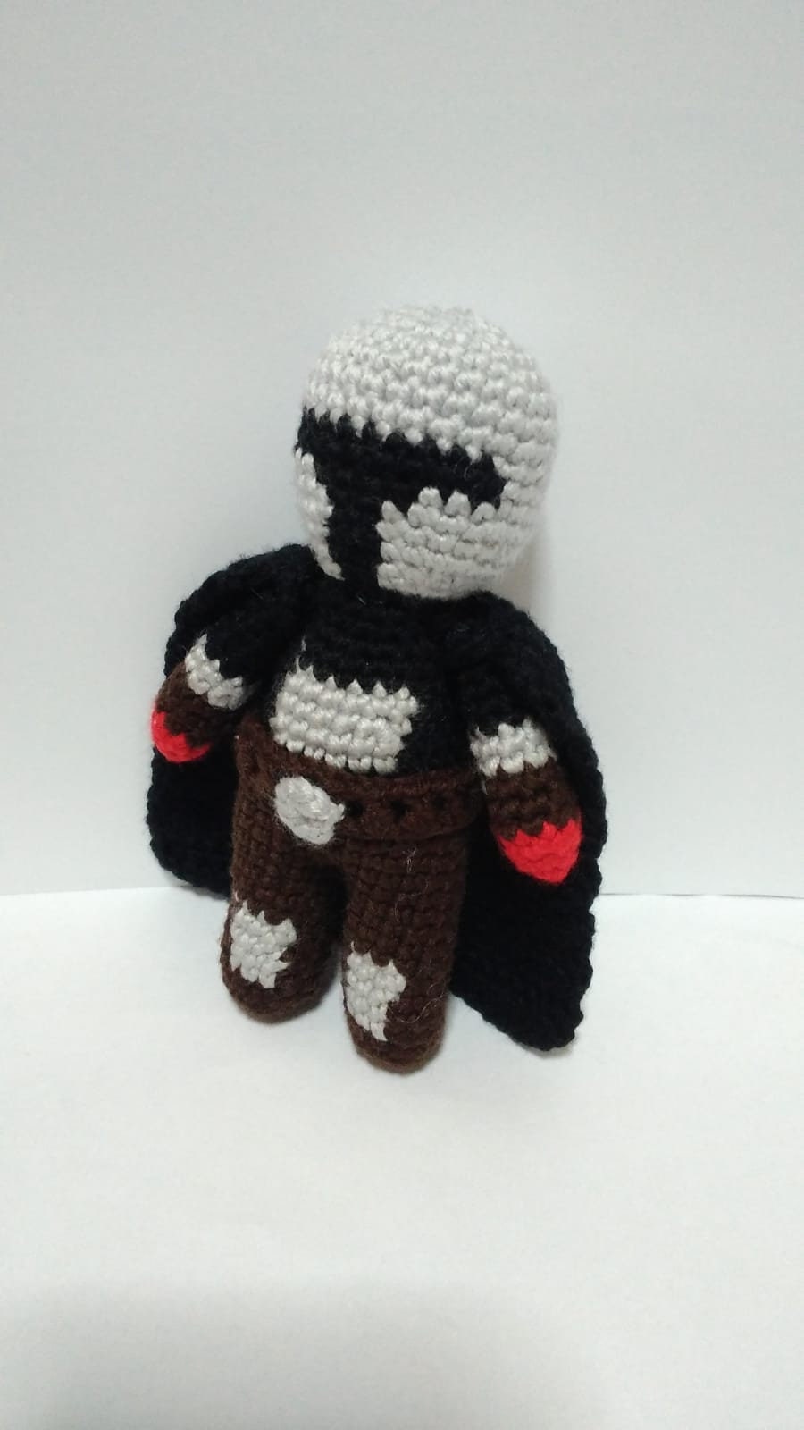 Mando Plush Doll PATTERN Grey Knight Doll Amigurumi Crochet - Etsy España