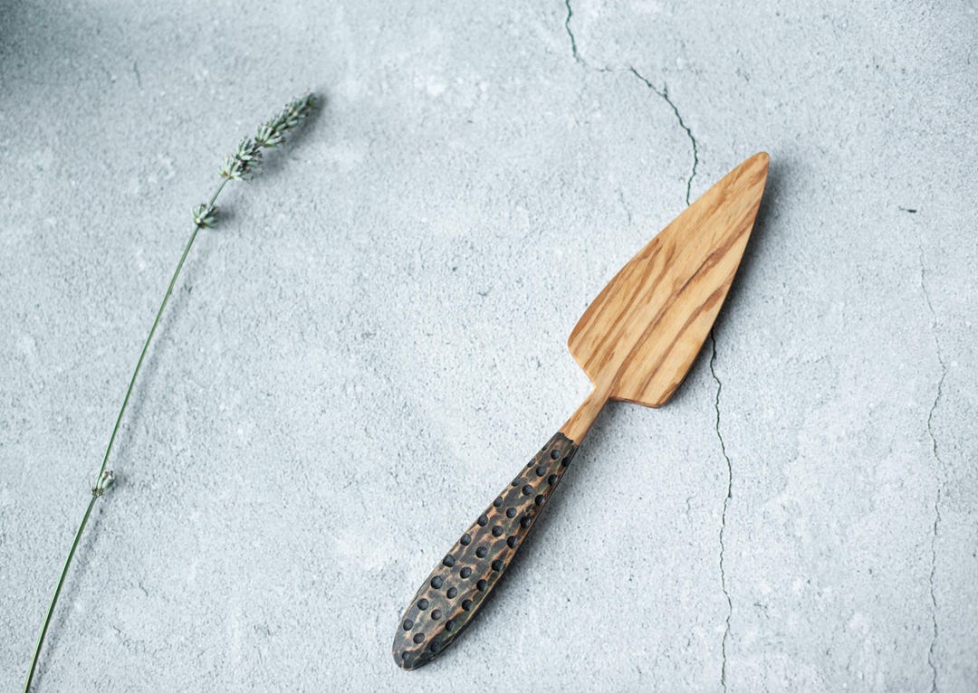 Olive Wood Cake and Pie Server Hand Carved. Wooden Serving Shovel ...