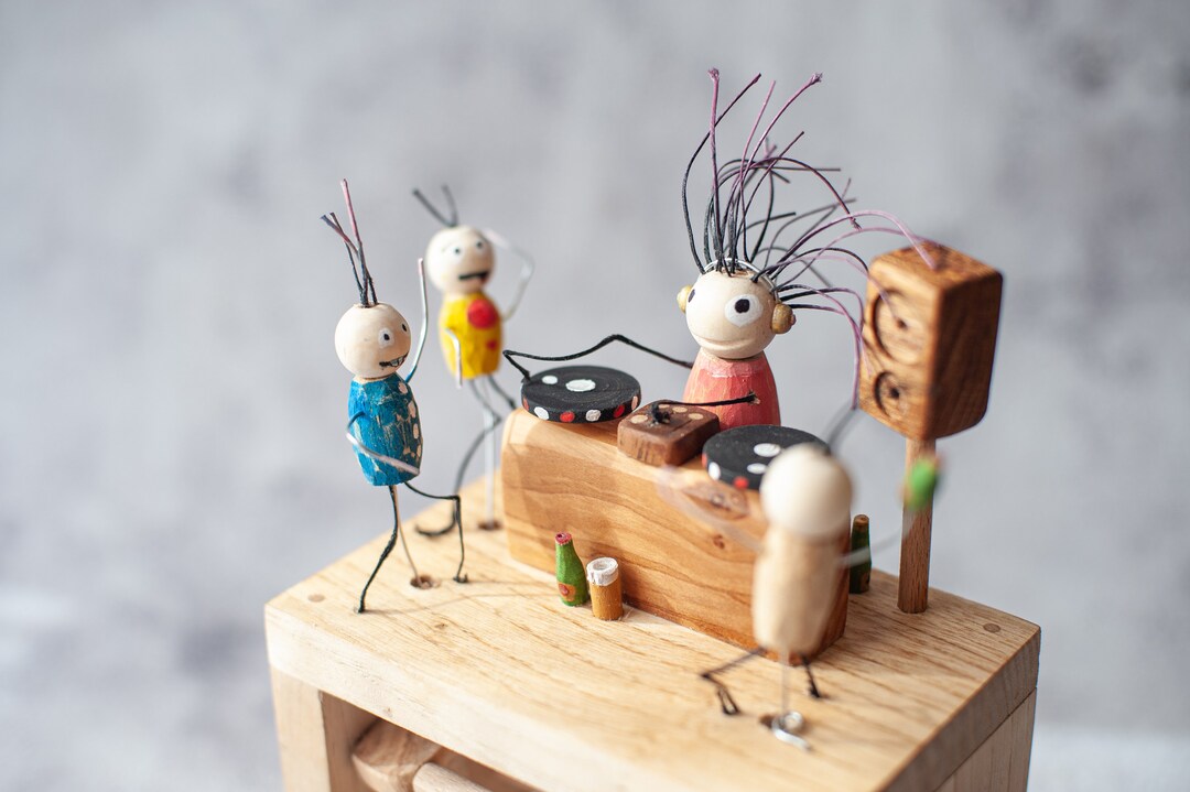 Wooden DJ Automate Handcrafted. Kinetic Sculpture, Automaton Handmade ...