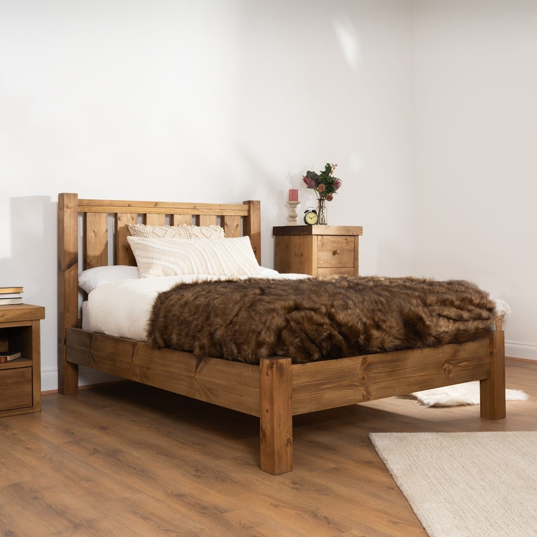 Solid Wood Rustic Farmhouse Bed | Reclaimed Timber Style - Etsy UK