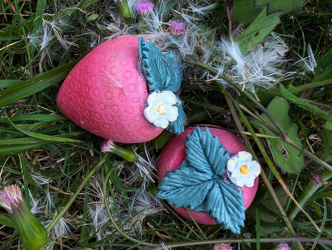 Strawberry Soap! (punnet of 4) : Novelty Nature Garden Multipack- Shea ...