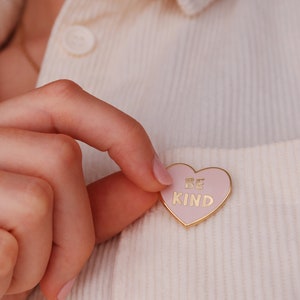 Be Kind Pin Badge | Enamel Lapel Kindness Heart Pin | Lanyard Pin Badge ...