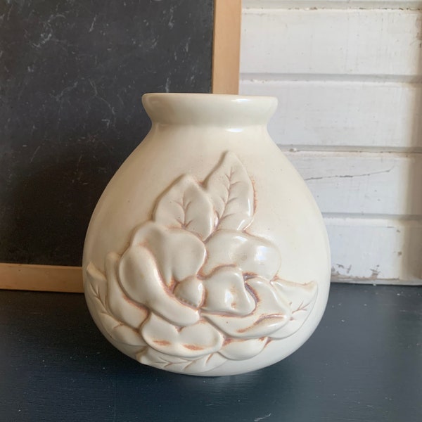 Red Wing Vase - Etsy