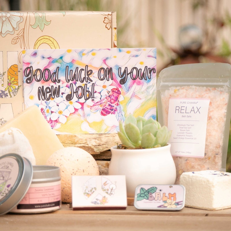 New Job Gift - 60+ Gift Ideas for 2025