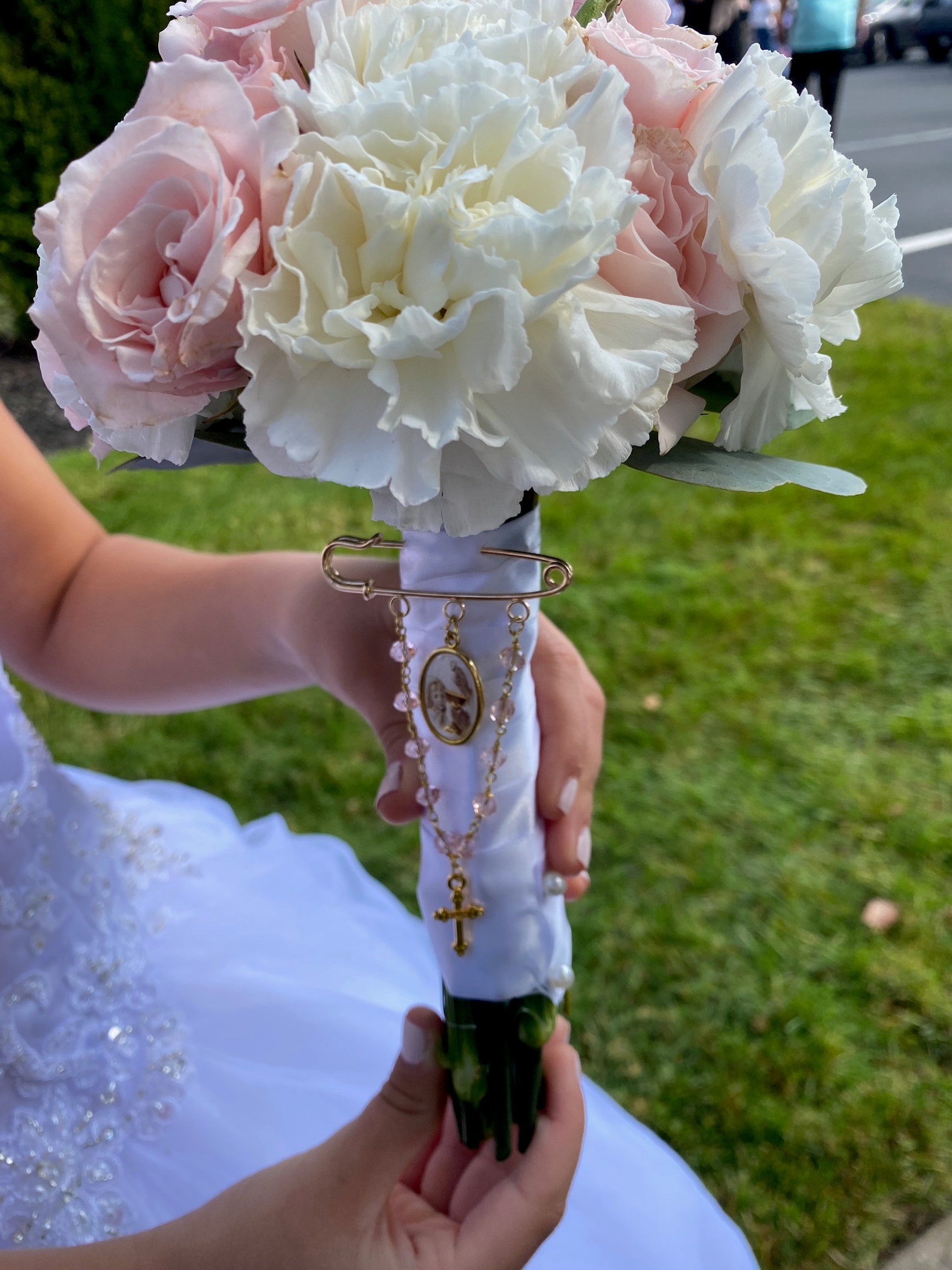 First Holy Communion Bouquet Pin - Etsy