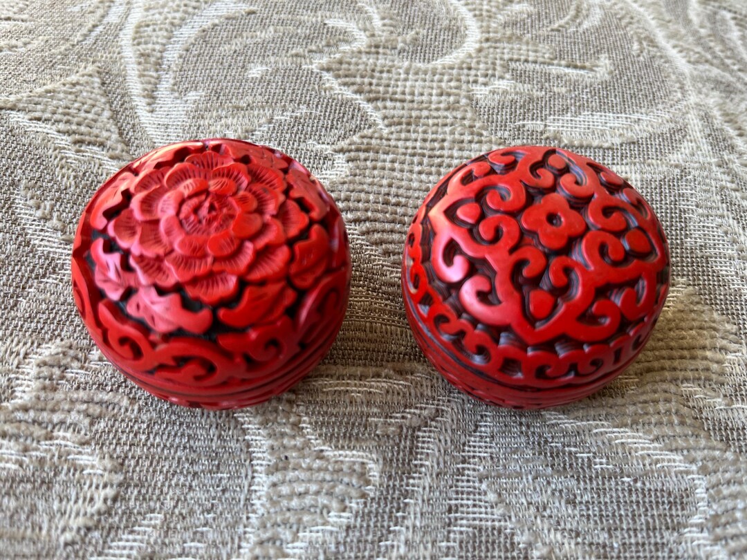 Small Vintage Cinnabar’s Boxes - Etsy