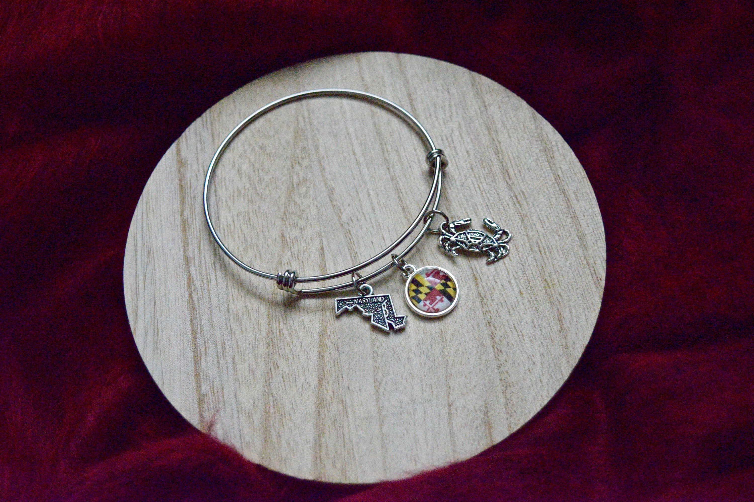 Maryland Theme Charm Bracelet - Show Your MD Pride With This Adorable ...