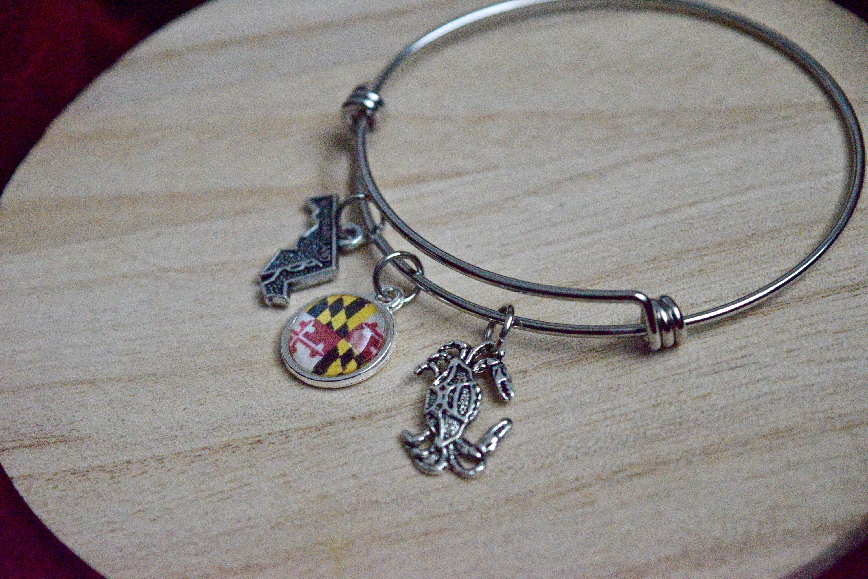 Maryland Theme Charm Bracelet - Show Your MD Pride With This Adorable ...
