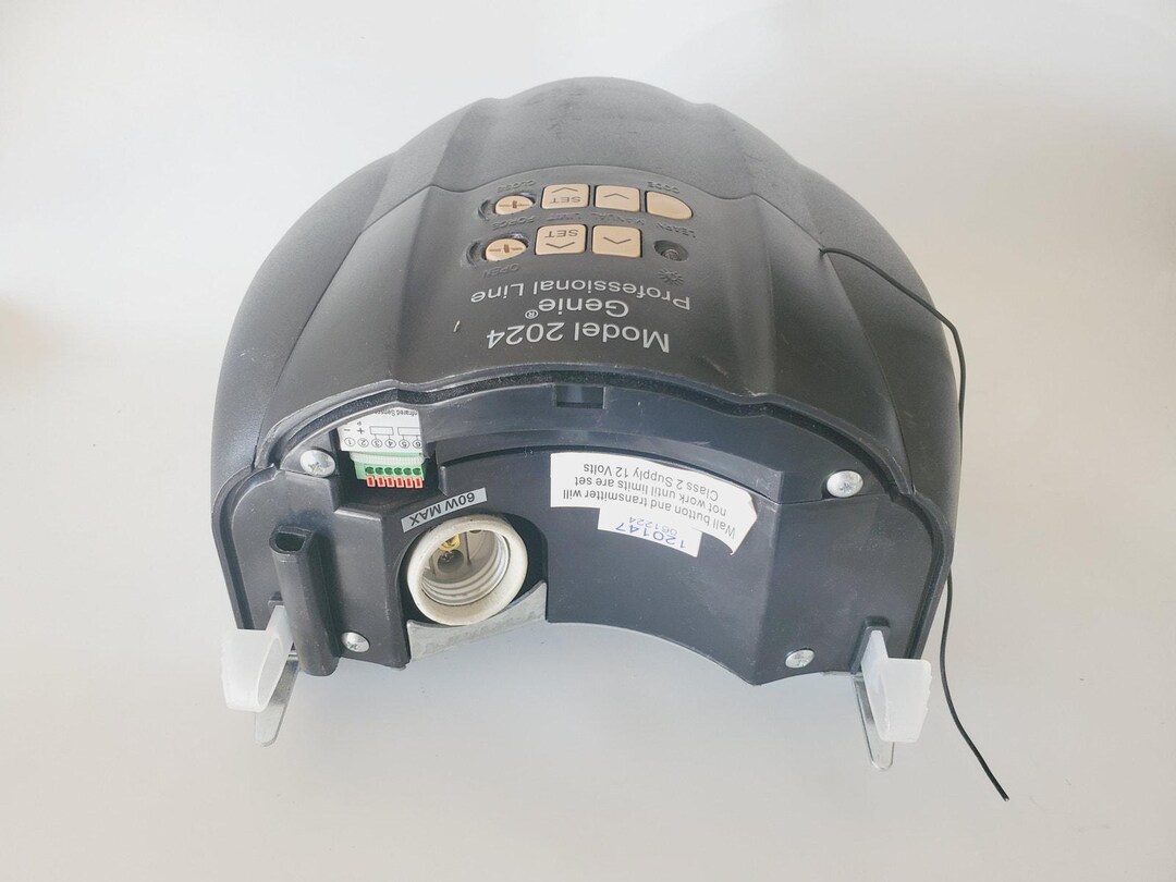 Genie Model 2024 Circuit Board Garage Door Opener Intellicode Sequencer ...