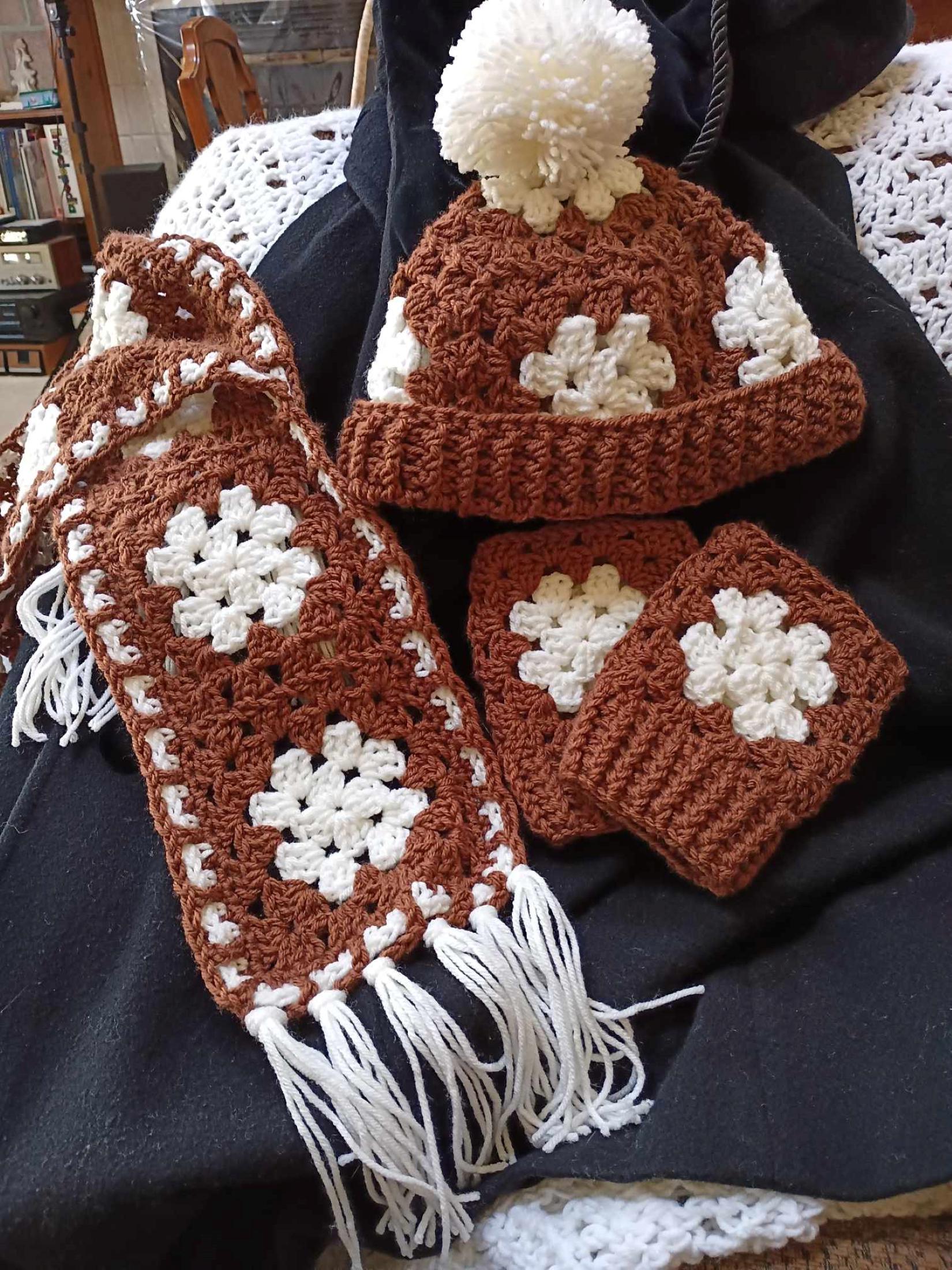 Crochet Pattern, for the Love of Granny Winter Set, Crochet Stocking ...