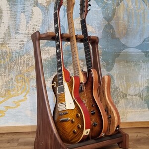 BERGFELS Bergstand 3 Guitars Stand, Build of Solid Wood and Fine ...