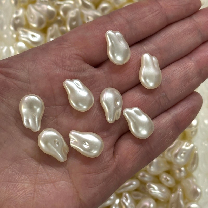 Baroque Pearl Necklace - Etsy