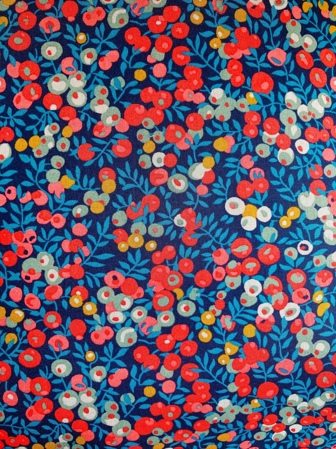 Discontinued Red and Blue Wiltshire Berry Liberty Tana Lawn 13”x 9” - Etsy