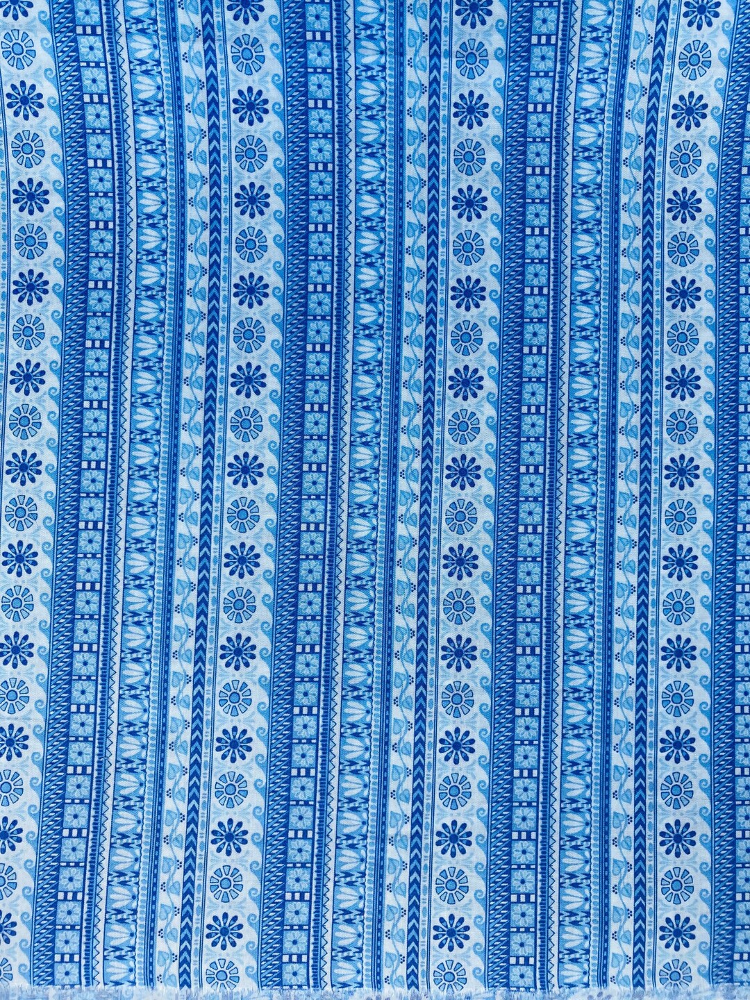 A Distinctive Blue and White ‘shiv’ Liberty Tana Lawn 13”x 9” Crafting ...
