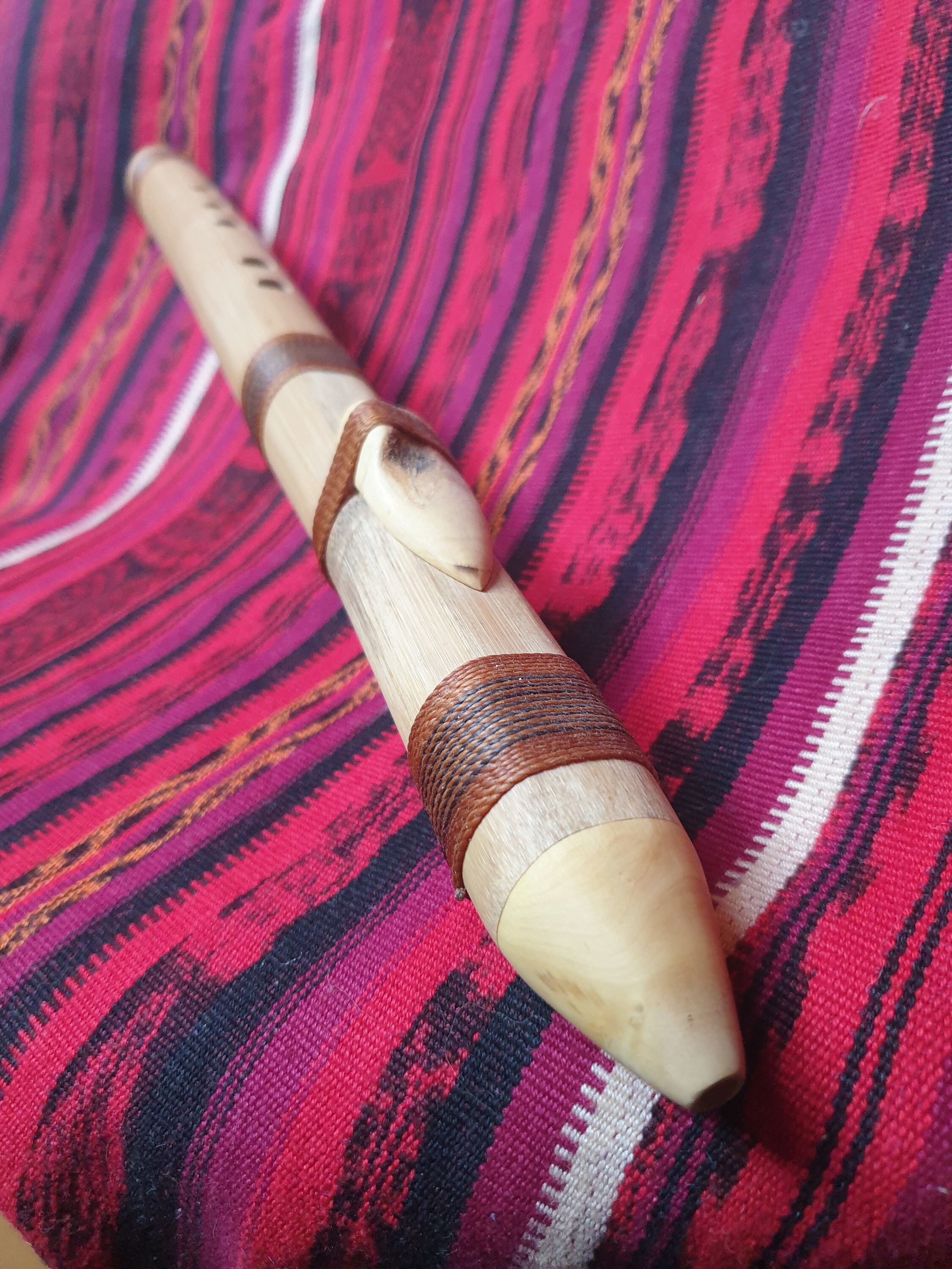 A Flute of Native American Type cherokee of 100% Artisanal and Local ...