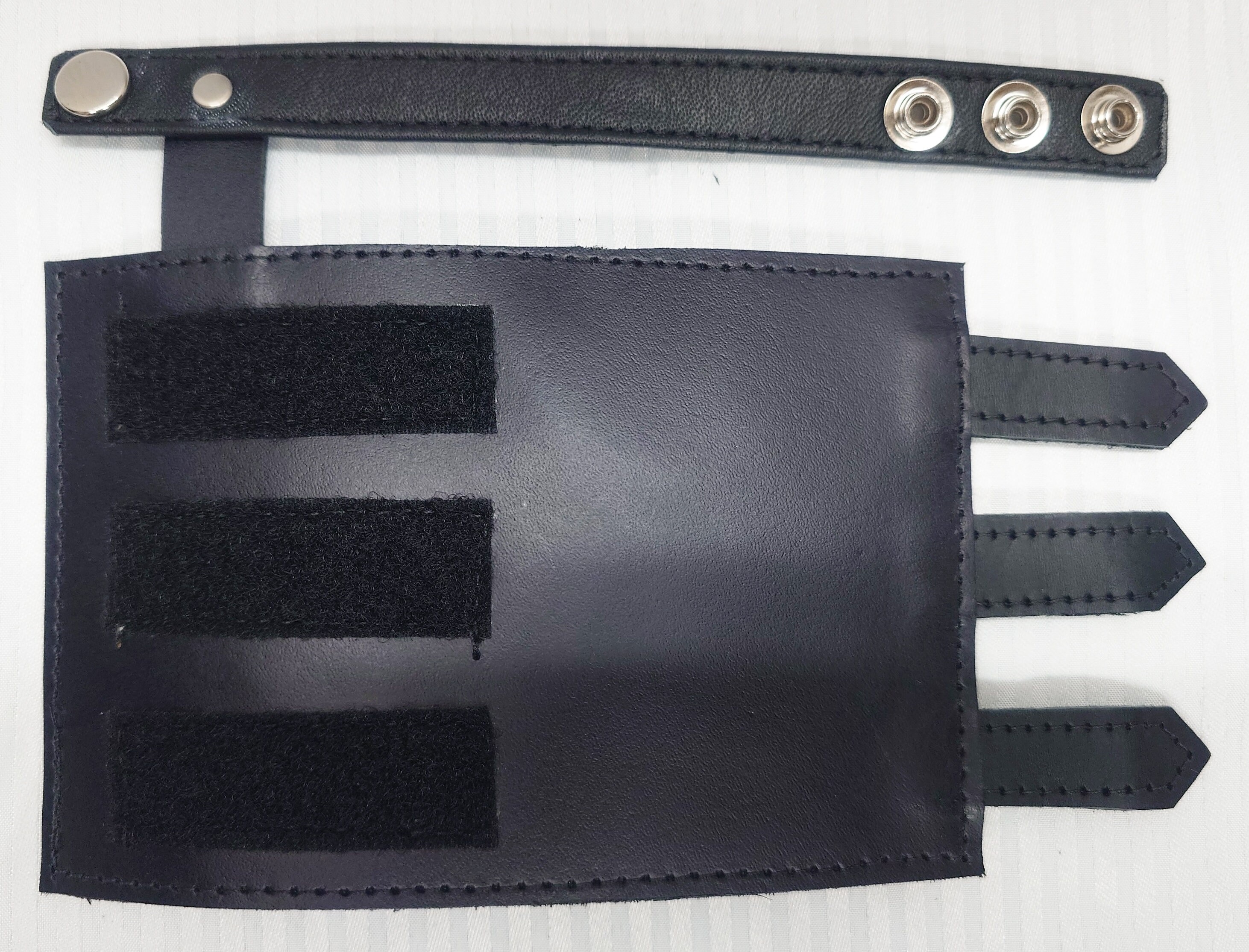 BRAND NEW Real Leather C Strap and Sheath With Velcro Fastening ...