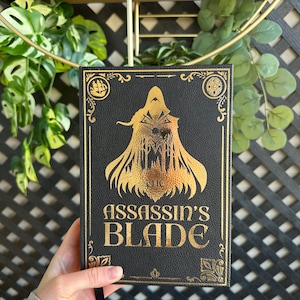 The Assassin's Blade Bookbinding Cover Design PNG File, Throne of Glass ...