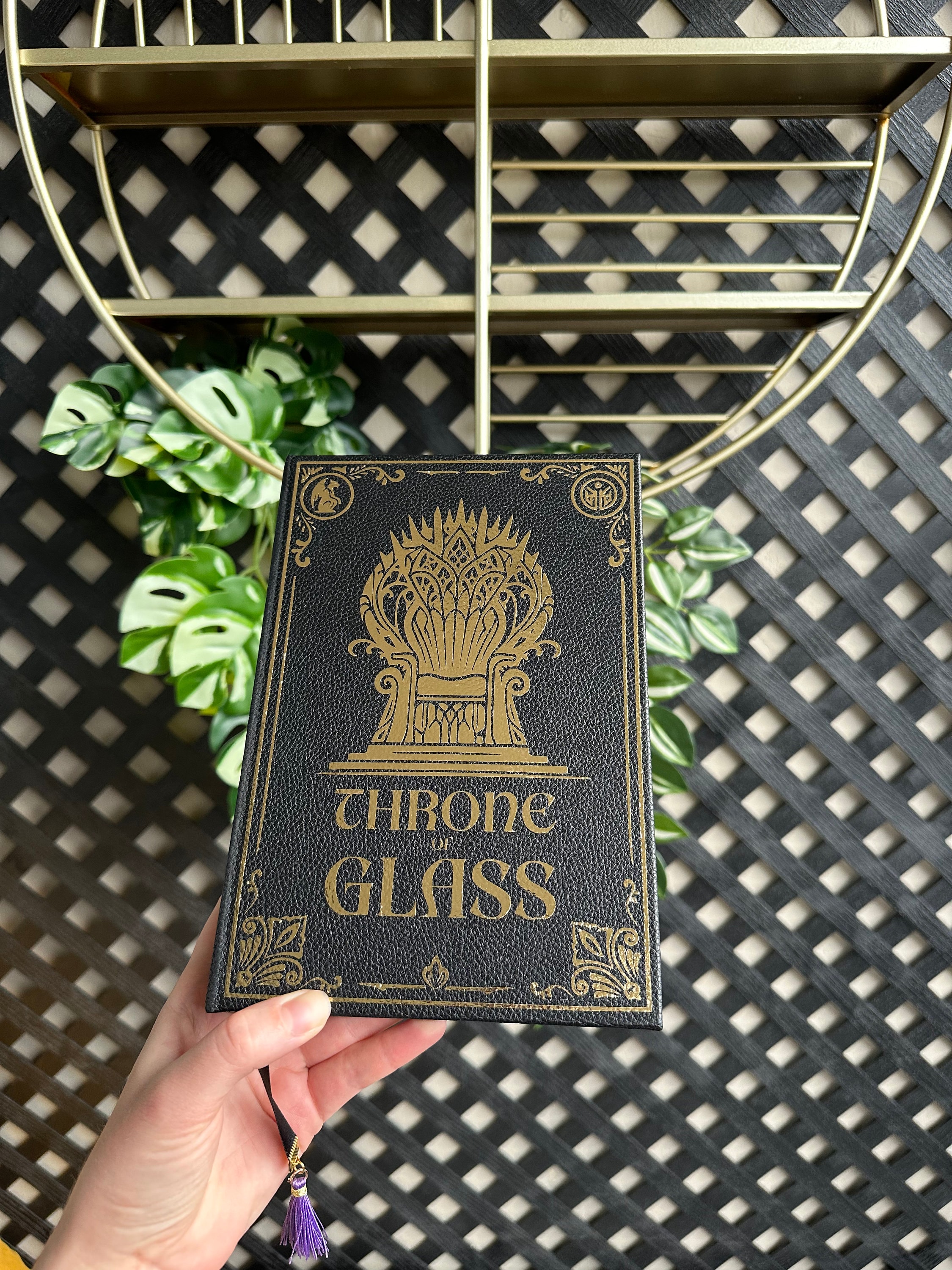 Throne of Glass Bookbinding Cover Design PNG File, Throne of Glass Book ...