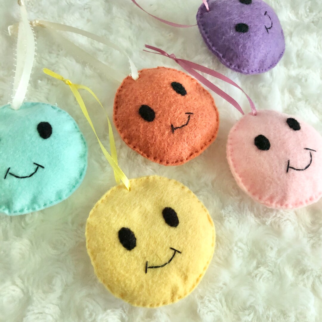 Retro Smiley Face Ornaments Handsewn Felt Colorful Cute - Etsy