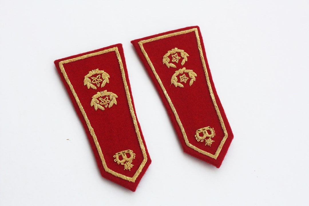 Epaulettes, Red, Gold, Epaulettes, Uniform Accessories, Military, Royal ...