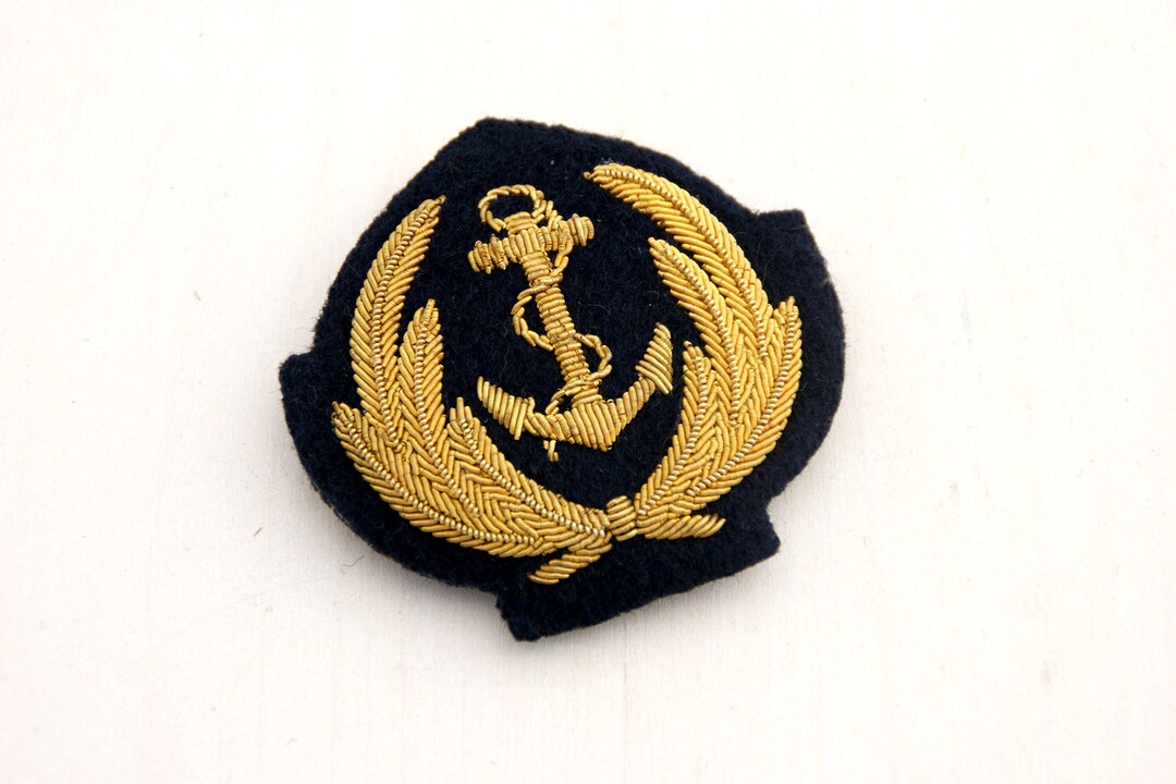 Hand Embroidered Beanie Cockade / Beanie Wreath Navy, Navy, Cockade ...