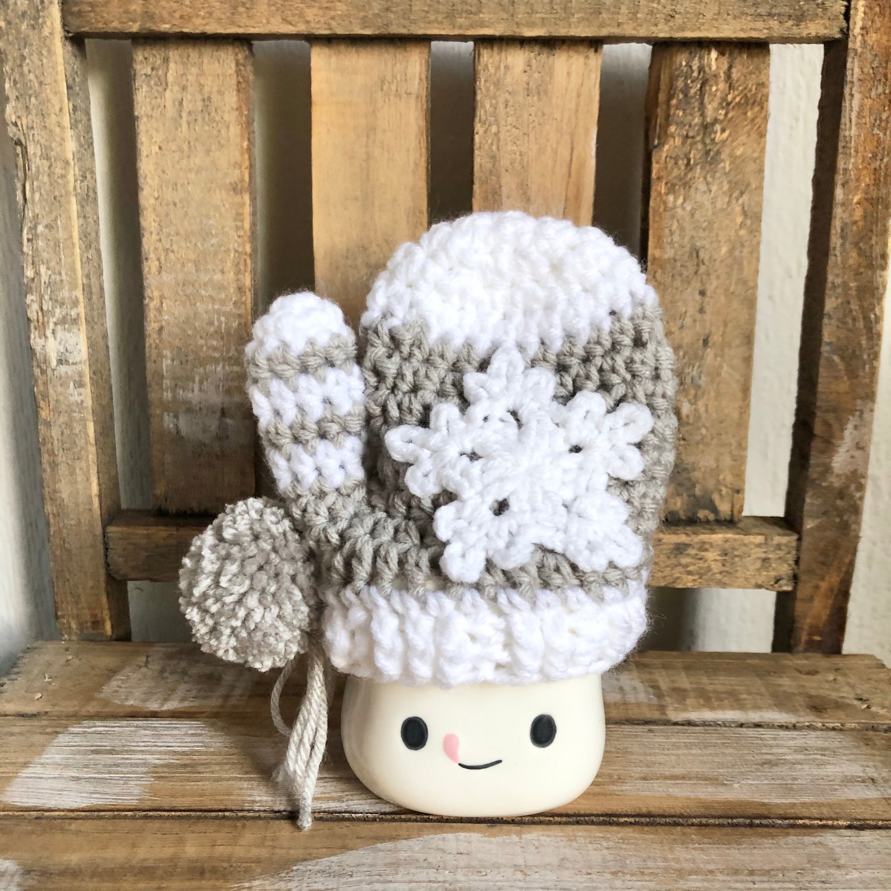 Marshmallow Mug Hat : Mitten Hat - Etsy