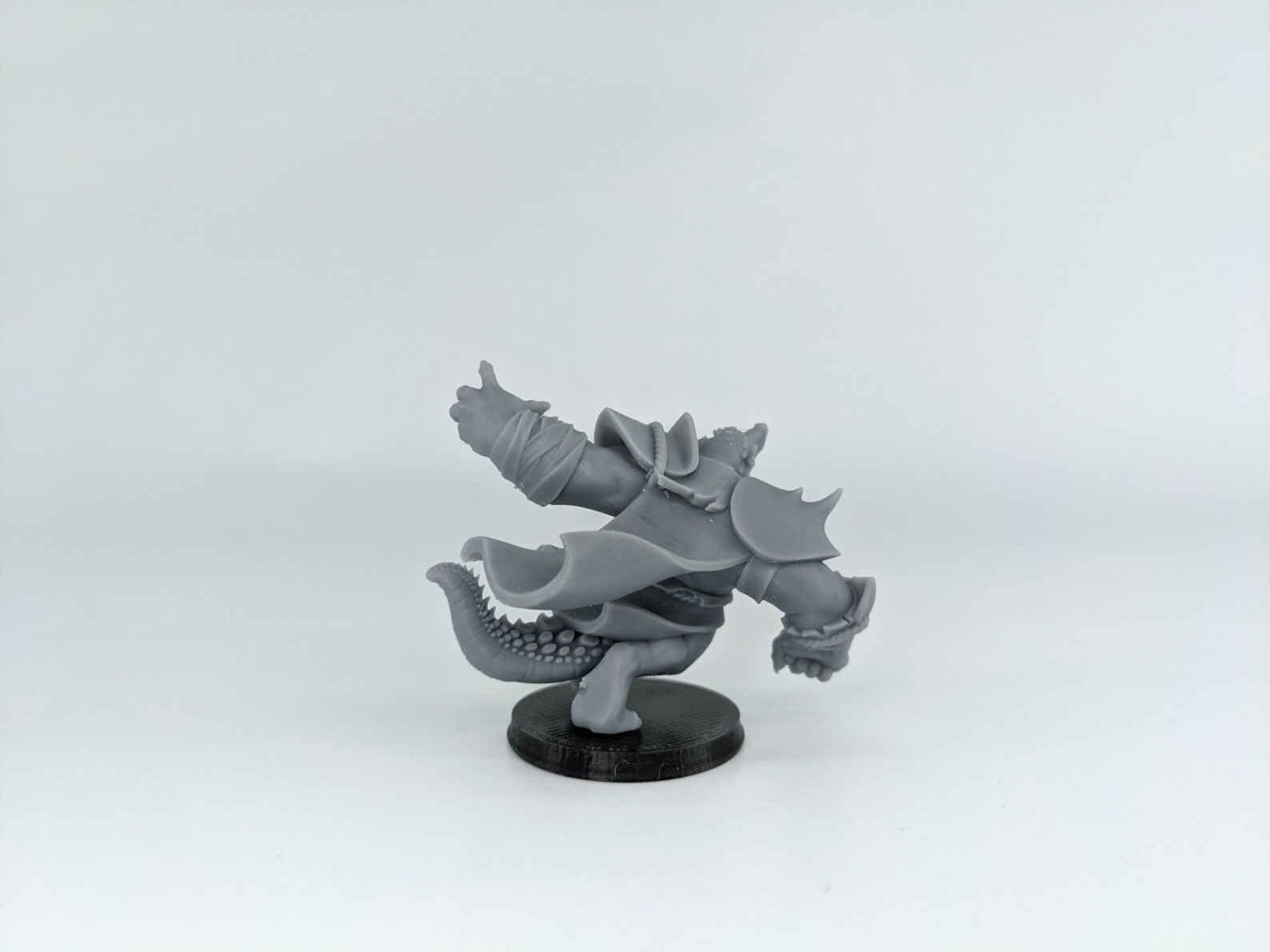 Kobold - Swolbold Brute - Kroxigor - 28mm | 32mm Miniatures for ...