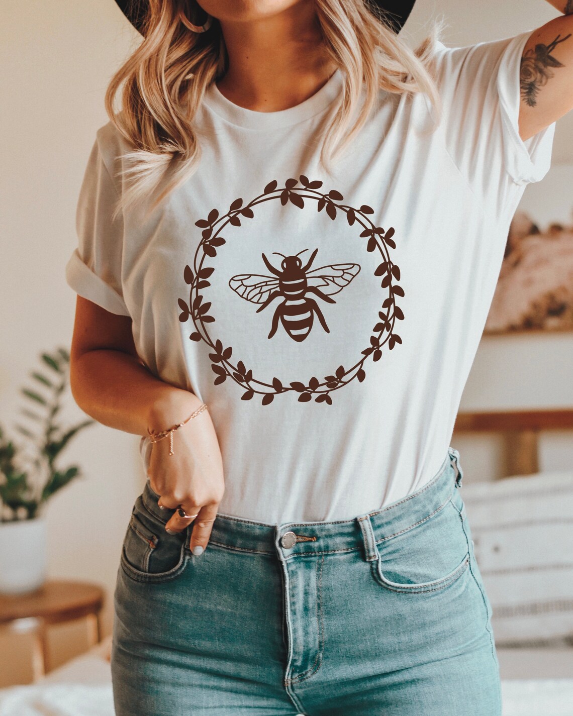 20 Bee Design Svg Bundle| Bee Svg| Bee Kind Svg| Honey Bee Svg| Queen ...